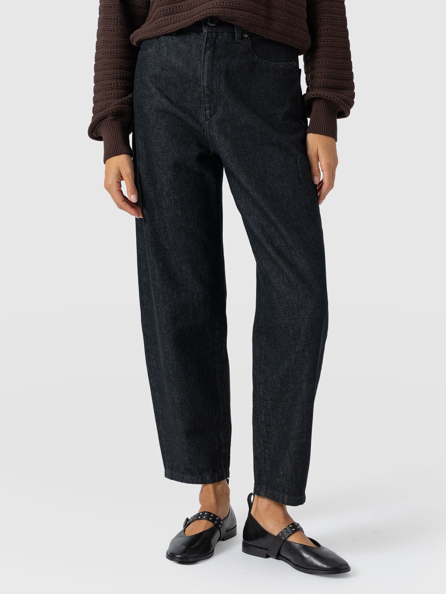 Barrel Leg Jean - Black - Women's Jeans | Saint + Sofia® UK – Saint and ...