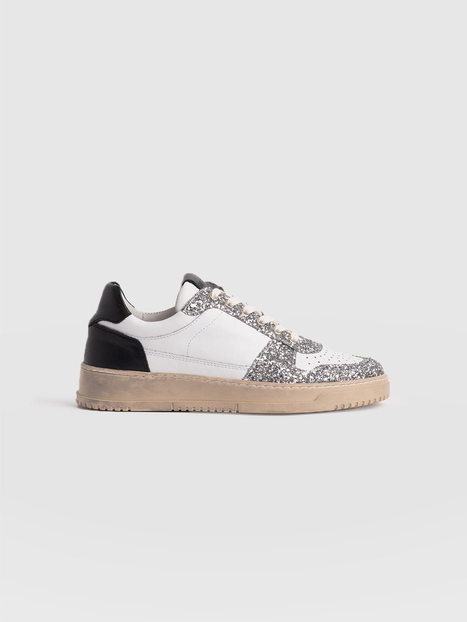 Onyx Trainer - White/Black - Women's Shoes | Saint + Sofia? UK – Saint ...