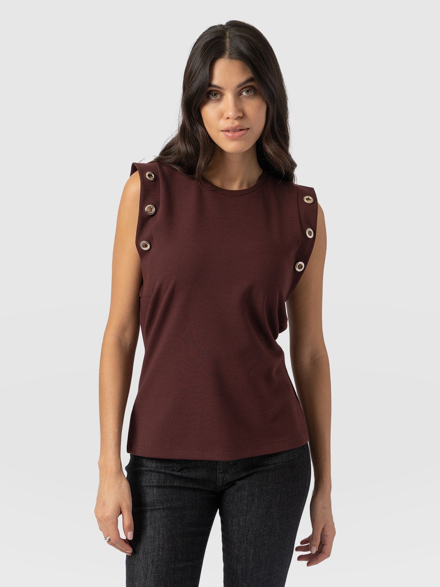 Rowan Tee Maroon Eyelet - Women's T-Shirts | Saint + Sofia® UK